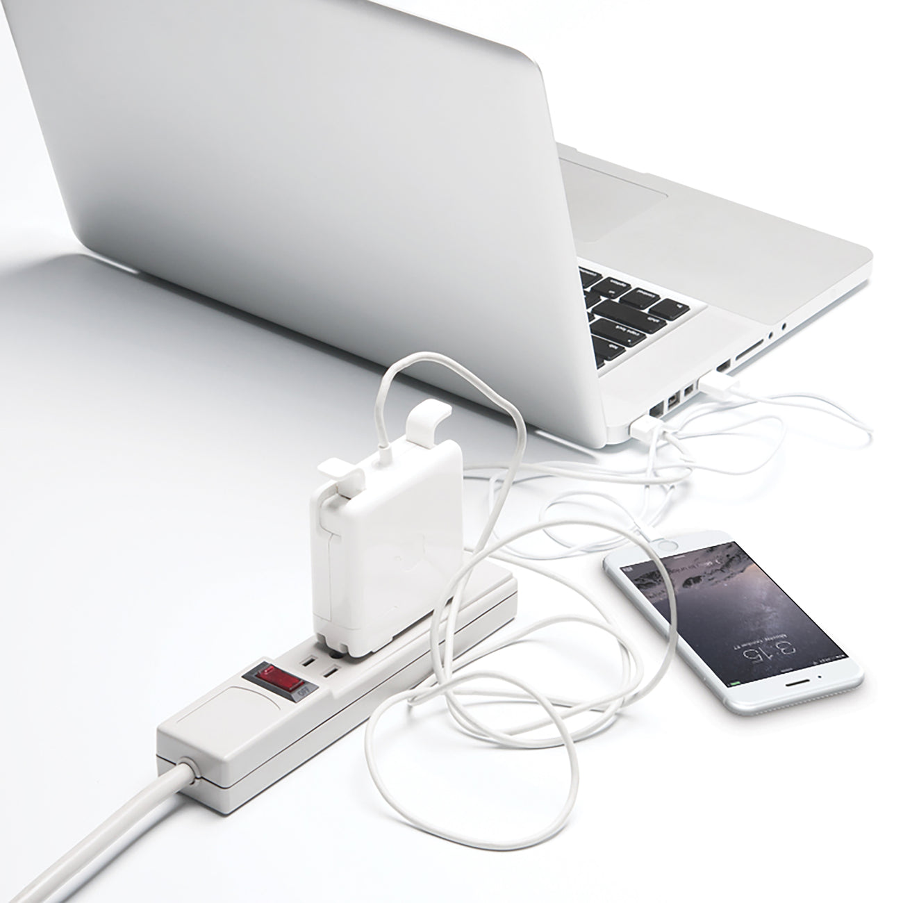 Cable Management: CableBox Mini